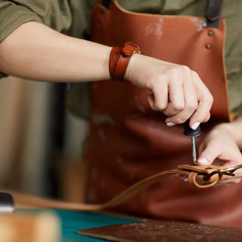 Leather Craft Workshops in Cheshire – Create Unique Handmade Leather Items